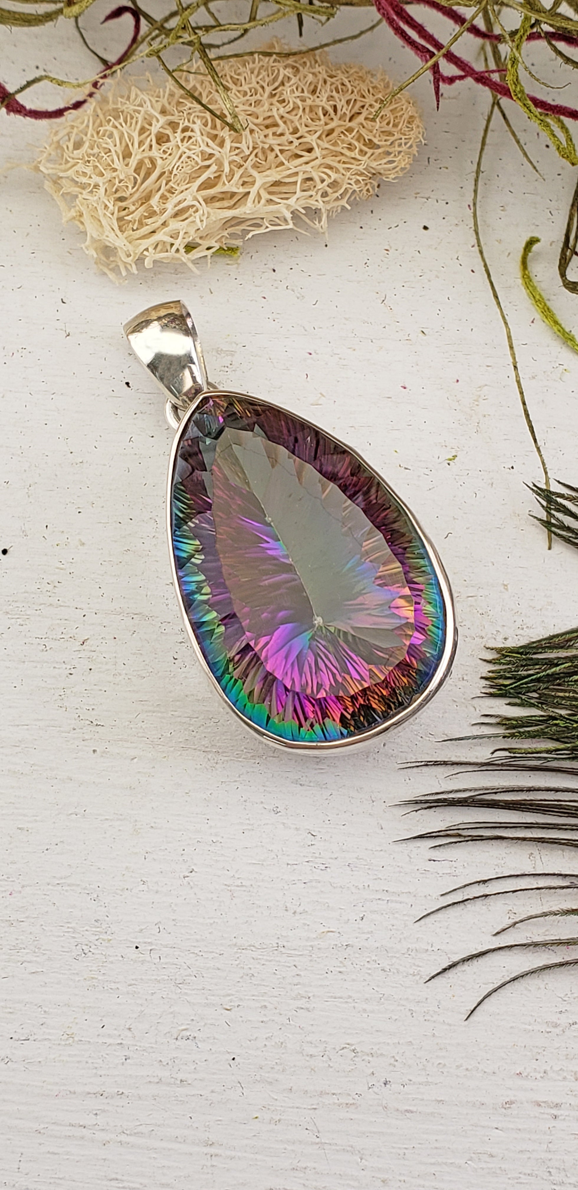 Mystic Topaz - Crystal Healing Properties, Meaning, Uses, Facts, and H ...